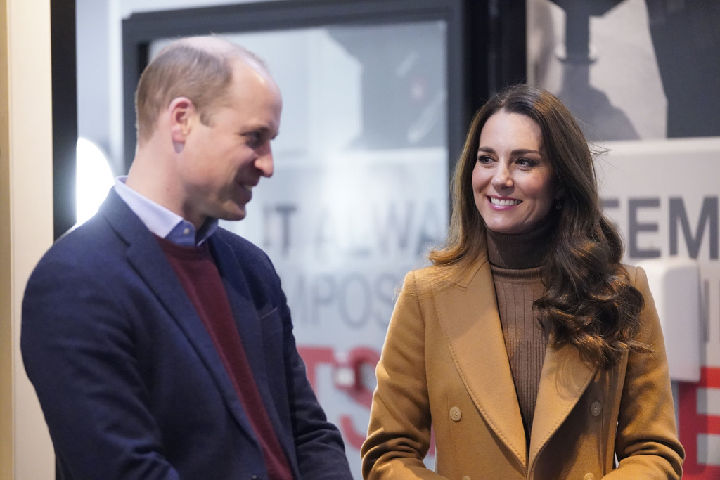 「Chic-lebrity」Kate Middleton visit Clitheroe Community Hospital – Mr. 布雷蕭